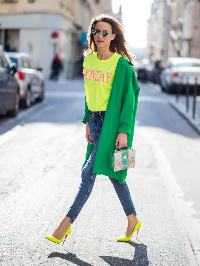 Ma tenue seconde main en denim et néon – The Color Fashionista